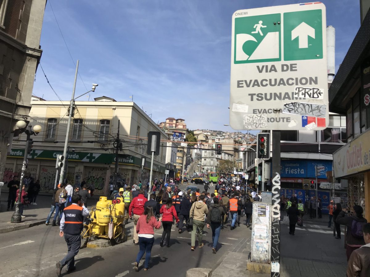 Simulacro de sismo y tsunami en establecimientos educacionales de la ...